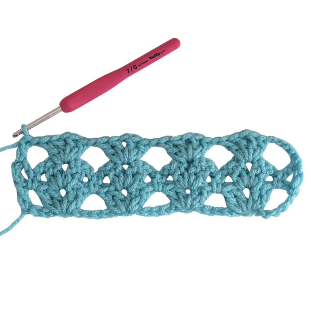 Stacked Shell Stitch Free Crochet Tutorial - Zamiguz