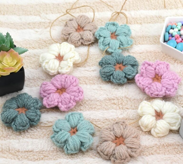 DIY Crochet Flower Garland | Free Pattern - Zamiguz Handmade