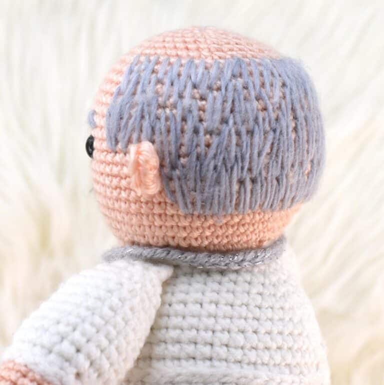 Adorable Amigurumi Crochet Pope Pattern - Zamiguz Handmade